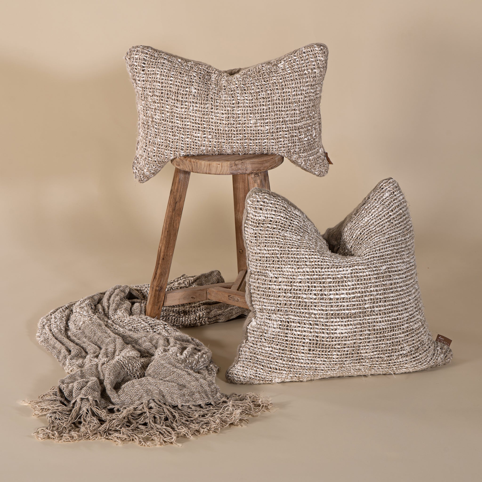 Cairo Linen Knotted Fringe Throw – KULALA Living