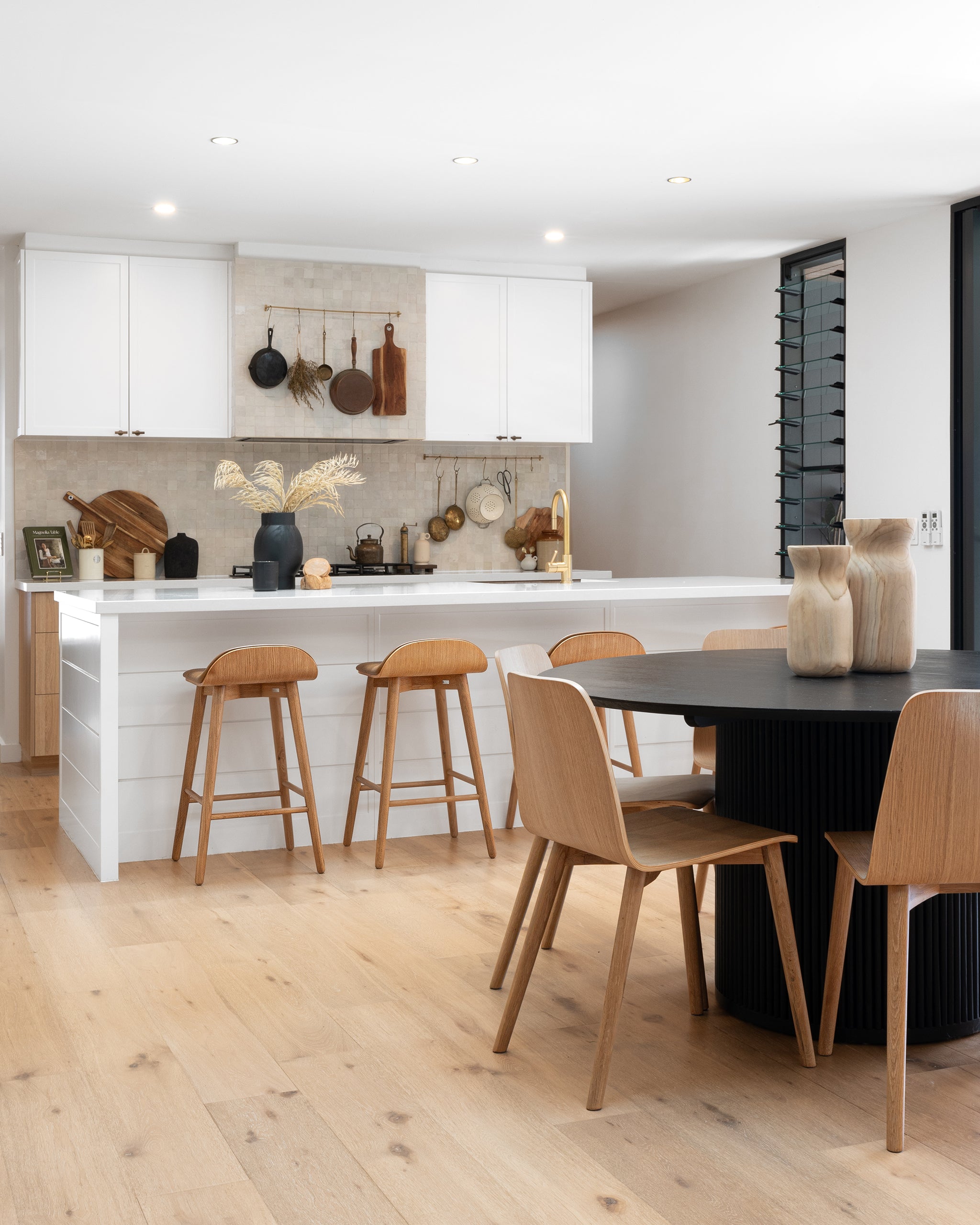 Kai Leather and Solid Oak Barstool – KULALA Living